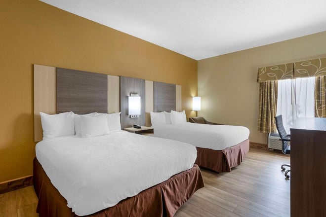 Best Western Plus Springfield Airport Inn