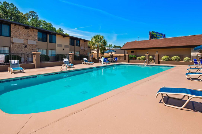 Best Western Riverside Inn