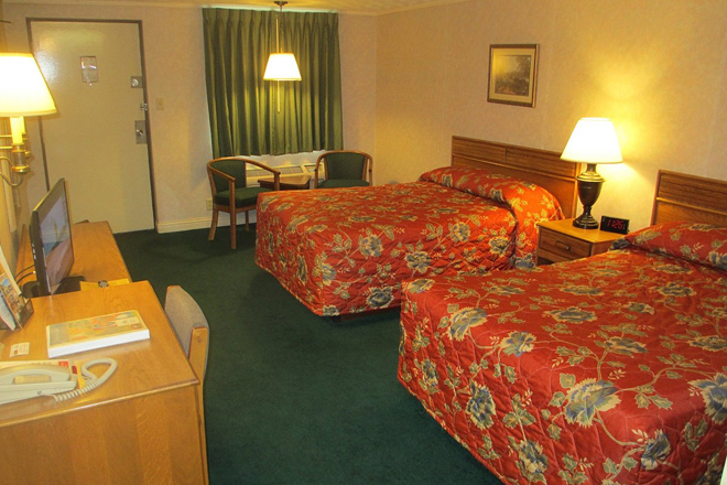 Budget Host Westgate Inn