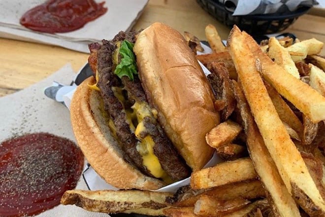 Charley&rsquo;s Old Fashioned Hamburgers