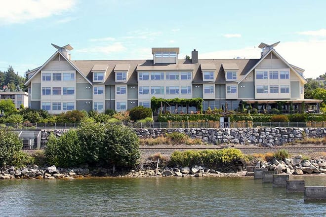 Chrysalis Inn & Spa Bellingham, Curio Collection by Hilton