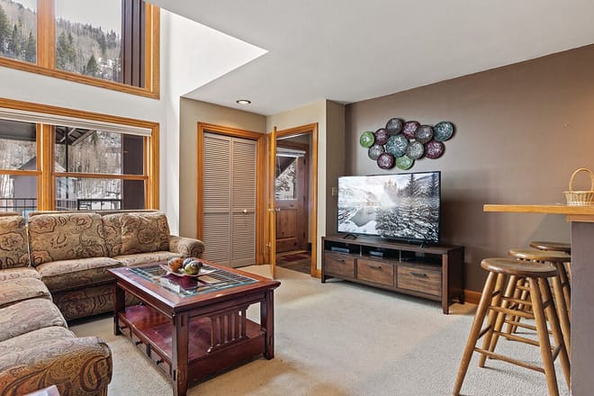 Cimarron Lodge by AvantStay