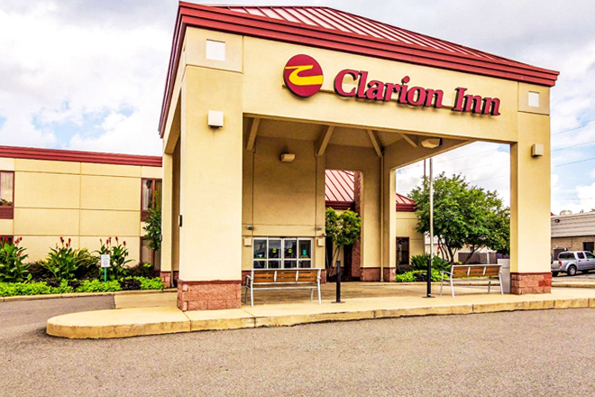 clarion inn 4