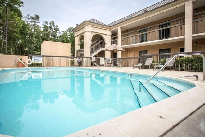 Clarion Inn & Suites