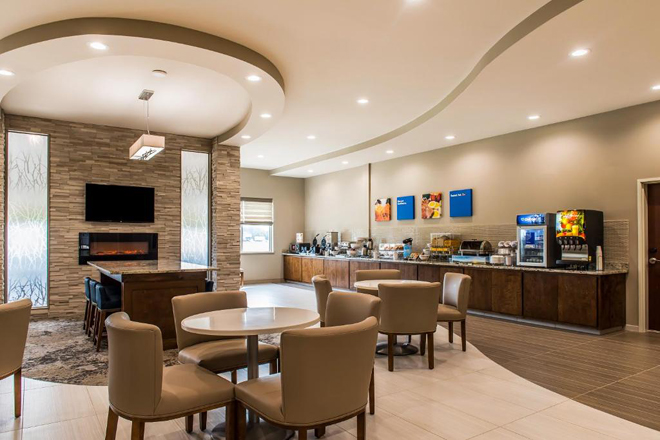 Comfort Inn & Suites