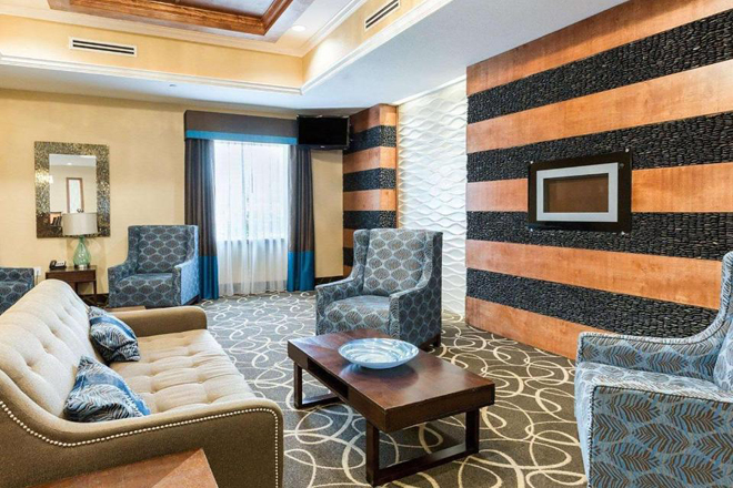 Comfort Suites at Katy Mills