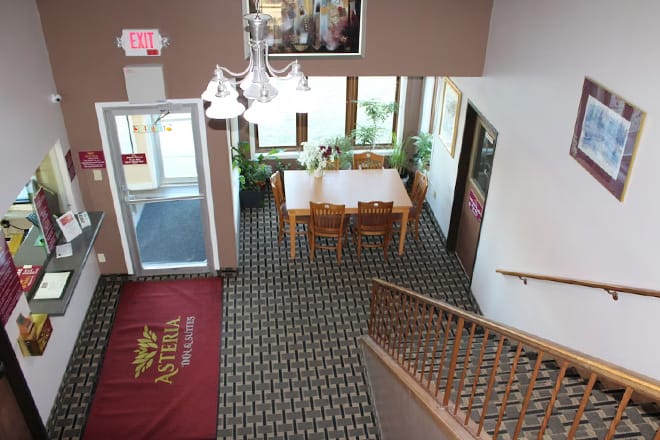 Coratel Inn & Suites Maple Grove