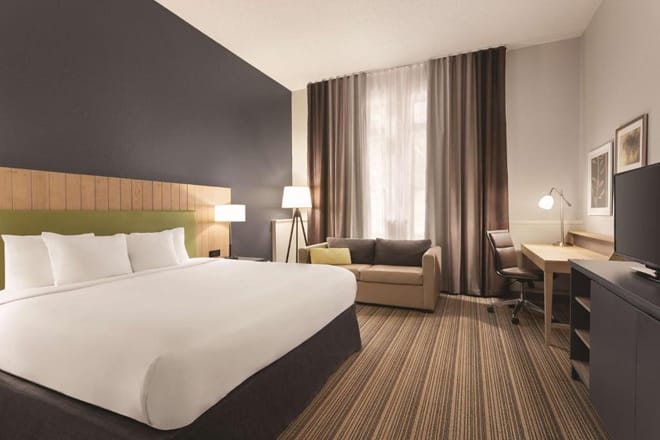 Country Inn & Suites by Radisson, St. Charles, MO