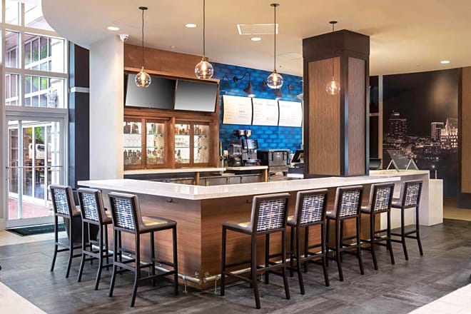 Courtyard by Marriott Greenville Downtown