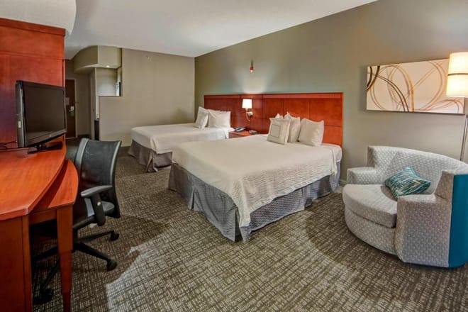 Courtyard by Marriott Memphis Southaven