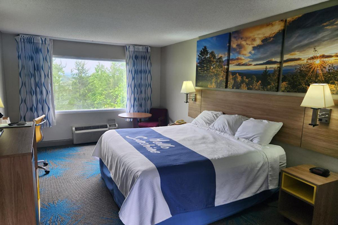 Days Inn by Wyndham Dahlonega