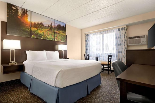 Days Inn by Wyndham Fort Collins