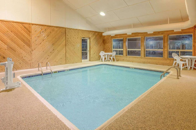 Days Inn by Wyndham Worthington