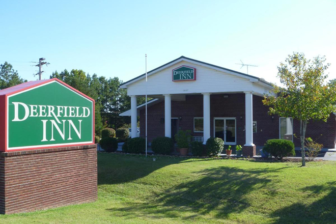 Deerfield Inn & Suites
