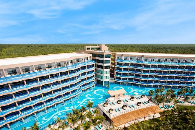 El Dorado Seaside Suites