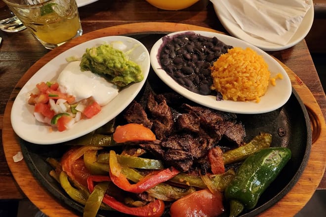 El Sol Restaurante & Tequileria