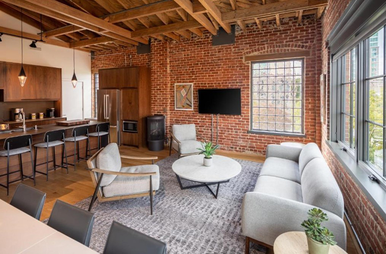 Elevation Lofts Hotel