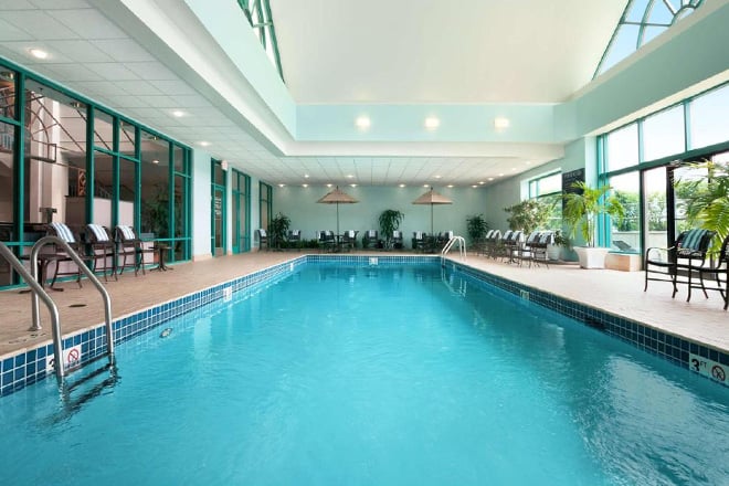 Embassy Suites by Hilton Chicago Lombard Oak Brook