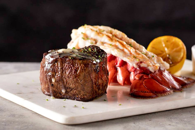 Fleming's Prime Steakhouse & Wine Bar - Century Oaks