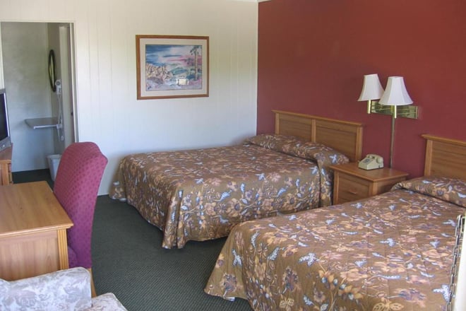 Heritage House Hotel