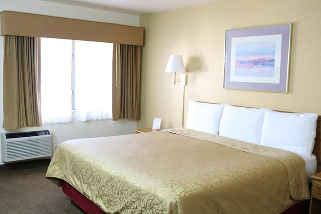 Highland Country Inn