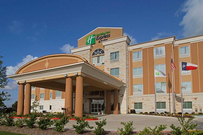 Holiday Inn Express & Suites Houston East - Baytown, an IHG Hotel