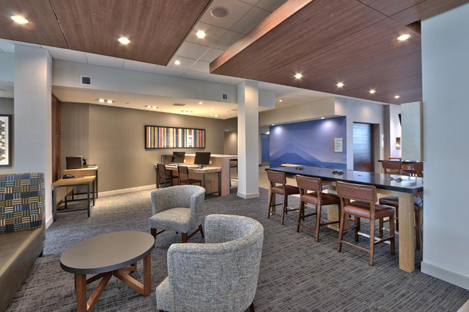 Holiday Inn Express & Suites Roswell, an IHG Hotel