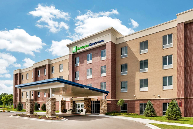 Holiday Inn Express & Suites St. Louis - Chesterfield