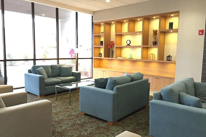Holiday Inn Express & Suites Stamford, an IHG Hotel