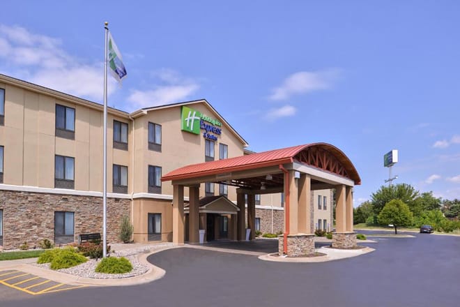Holiday Inn Express Topeka West I-70 Wanamaker, an IHG Hotel