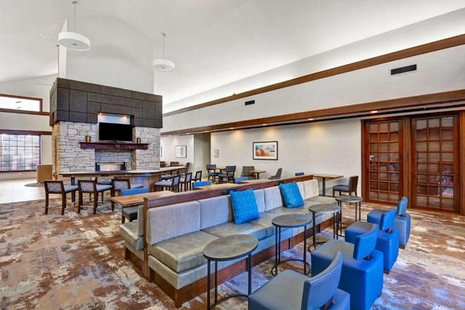 Homewood Suites by Hilton Kansas City/Overland Park