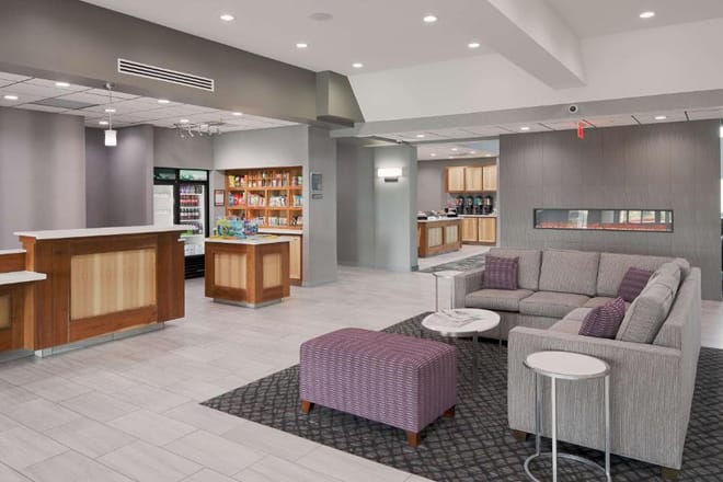 Homewood Suites by Hilton Topeka