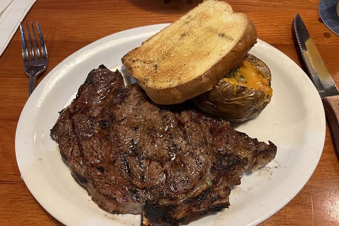Iowa Beef Steakhouse