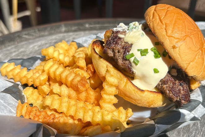 Jack Brown&rsquo;s Beer & Burger Joint