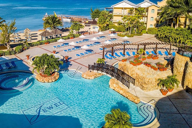 Jewel Paradise Cove Beach Resort & Spa