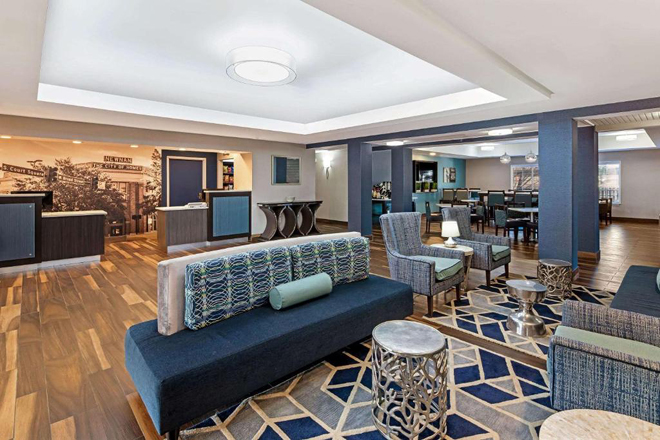 La Quinta Inn & Suites by Wyndham Atlanta South - Newnan