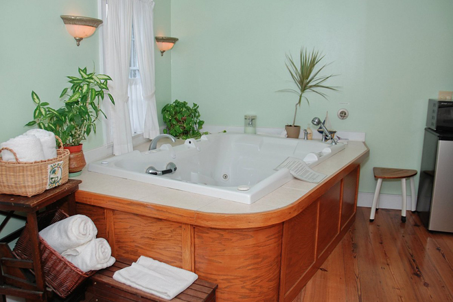 Langdon House Bed & Breakfast