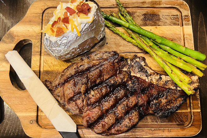 Los Pinos Surf And Turf