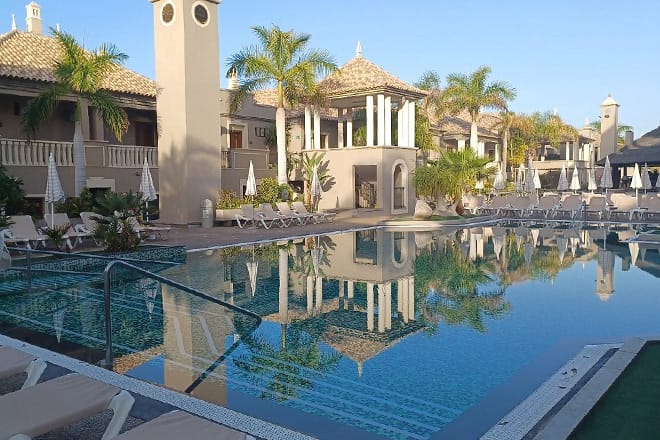 Marylanza Suites & Spa