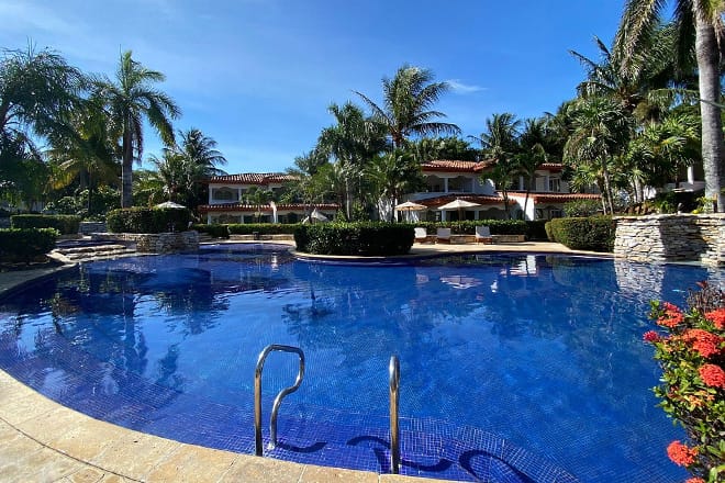 Mayan Princess Beach & Dive Resort