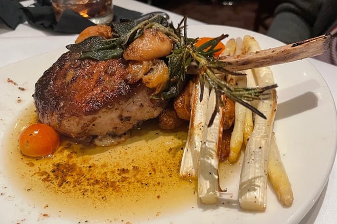 Michael&rsquo;s on East