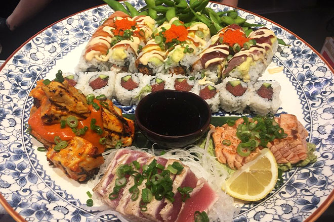 Mikuni Japanese Restaurant & Sushi Bar