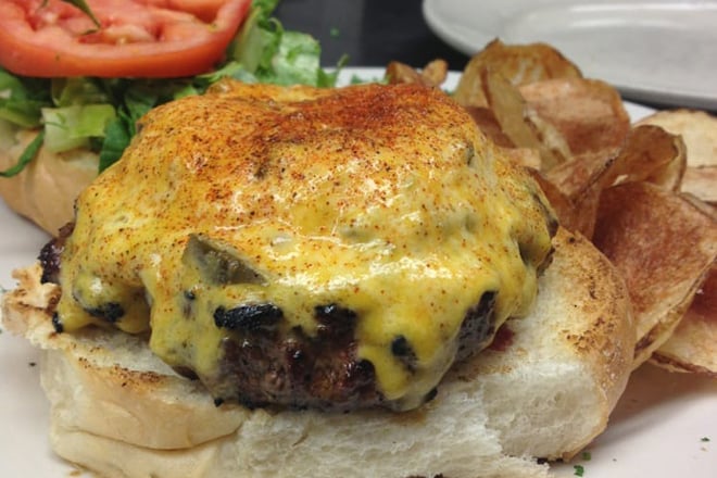 Moe's Crosstown Tavern