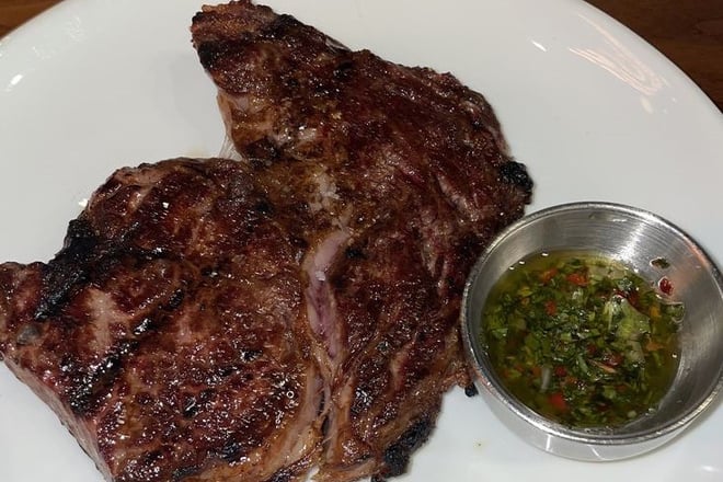 Orilla Bar and Grill