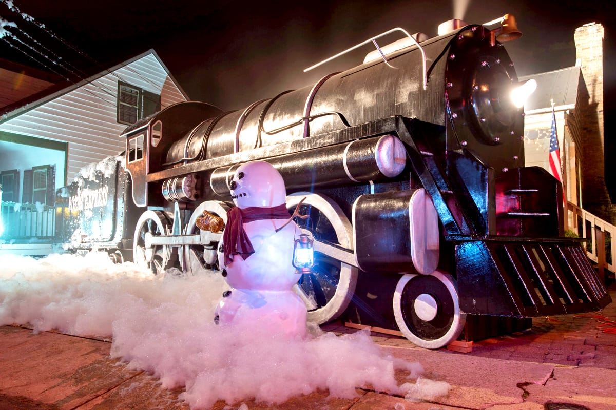 Polar Express, a holiday ride