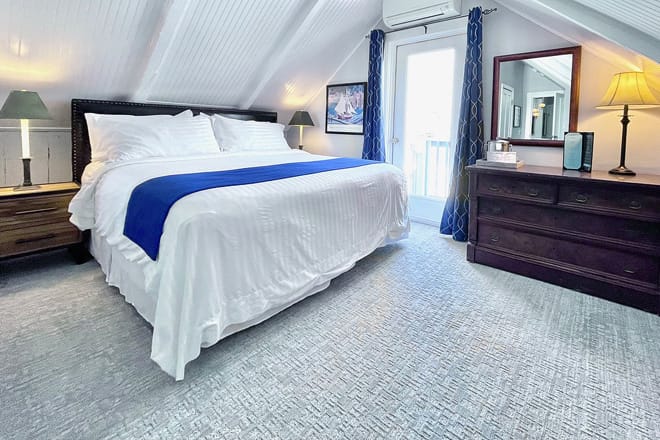 Queen Vic Guest House