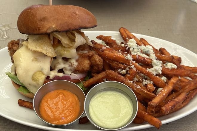 Queenstown Public House