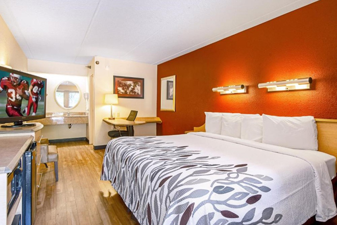 Red Roof Inn Johnson City