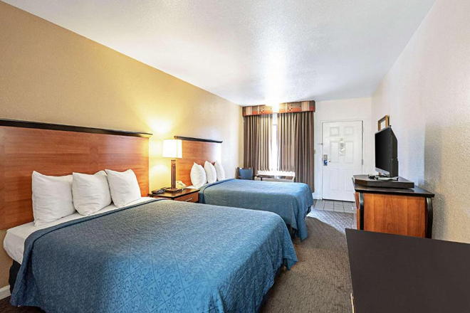 Rodeway Inn at Nevada State Capitol