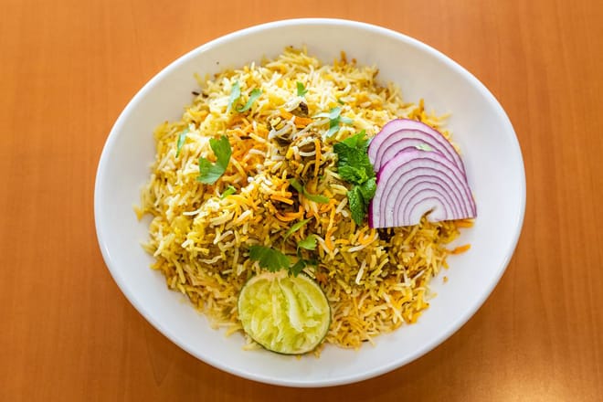 Royalbite Indian Chinese Restaurant (Formerly Taj Indian Cuisine)